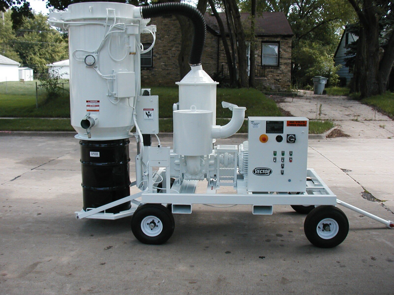 Industrial Vacuum Systems | Heavy-Duty Vacuums by Vector